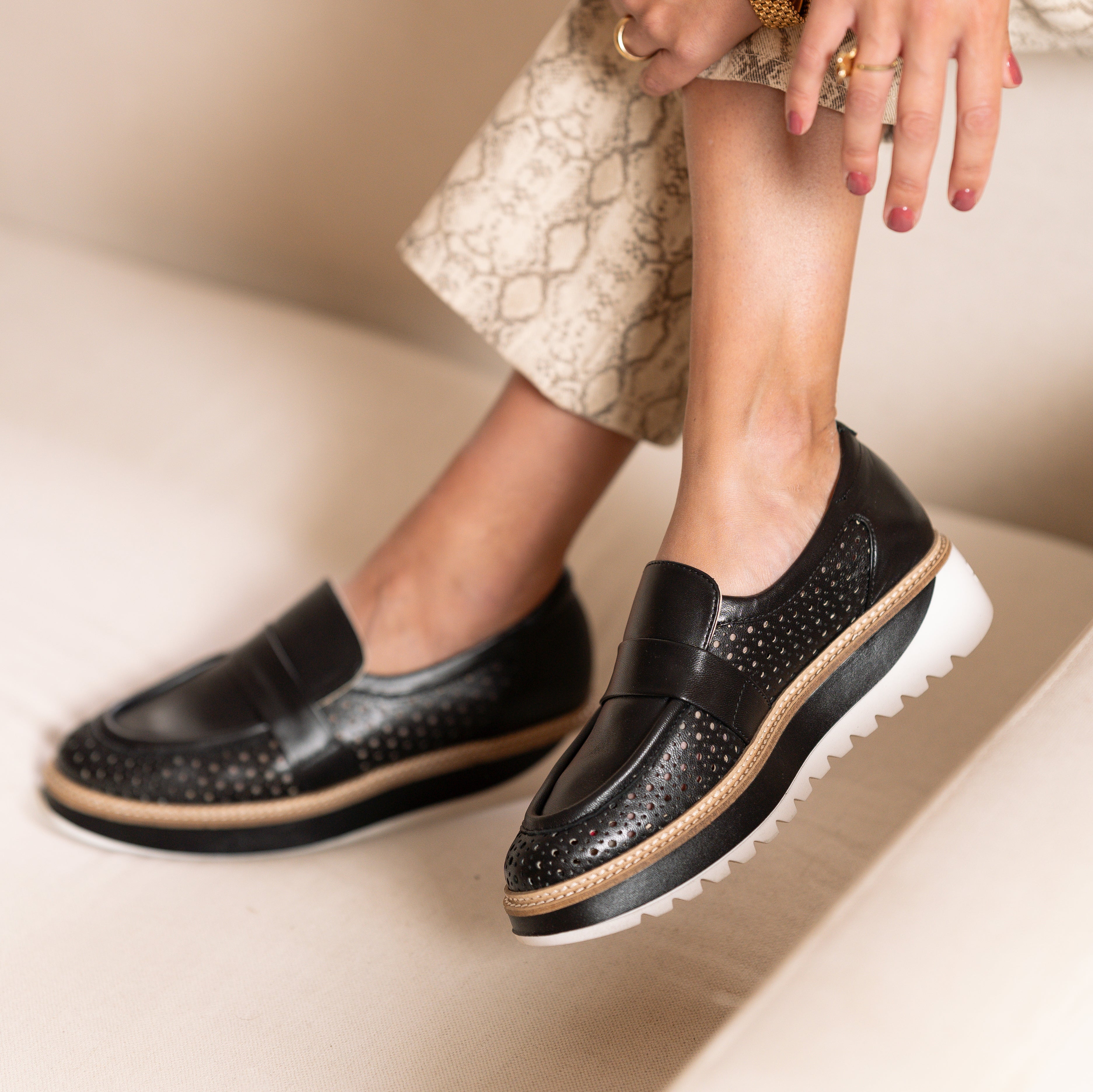 Collections – Rex Shoes